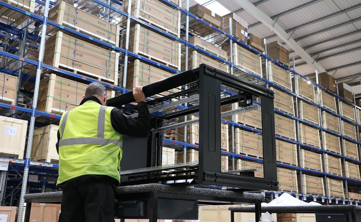 Pre-Configured Racks and On-Site Assembly [Sub-Experience]